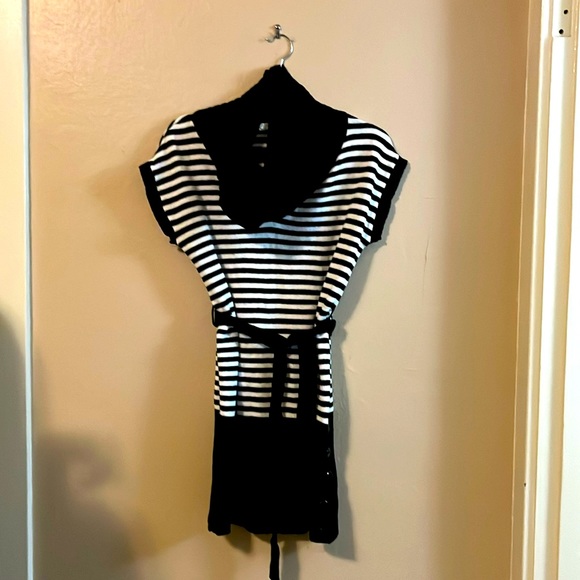 Sweet Kizz | Dresses | Sweet Kizz Black White Stripe Sweater Cowl Neck ...
